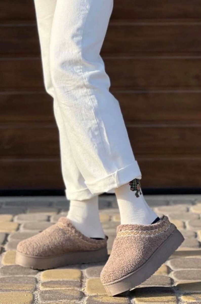New Women Beige Borg Embroidery Beaded Platform Slipper & Fur Lined ...