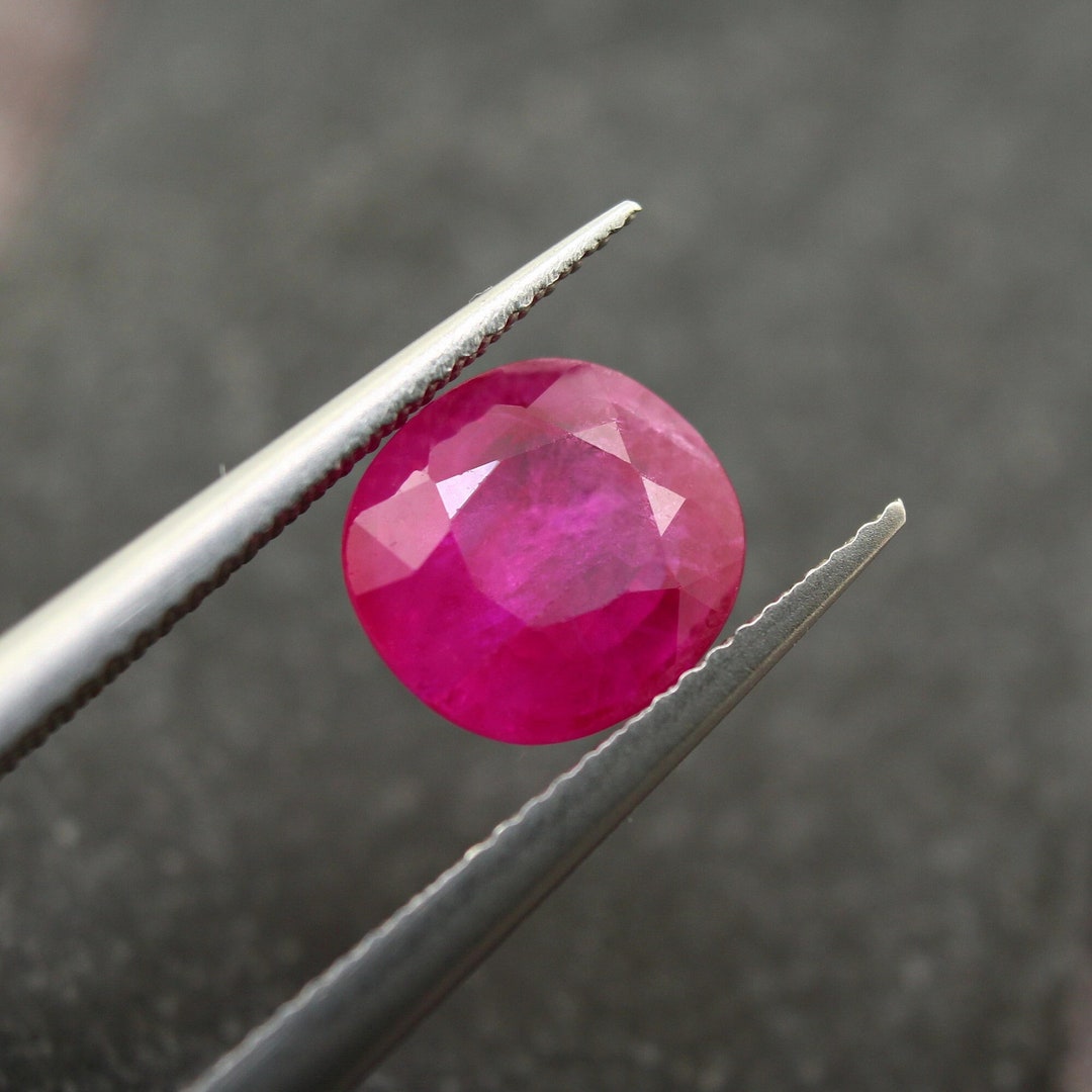 Natural Burmese Ruby Cushion Cut Gemstone, Purplish Red Colour 1.11ct ...