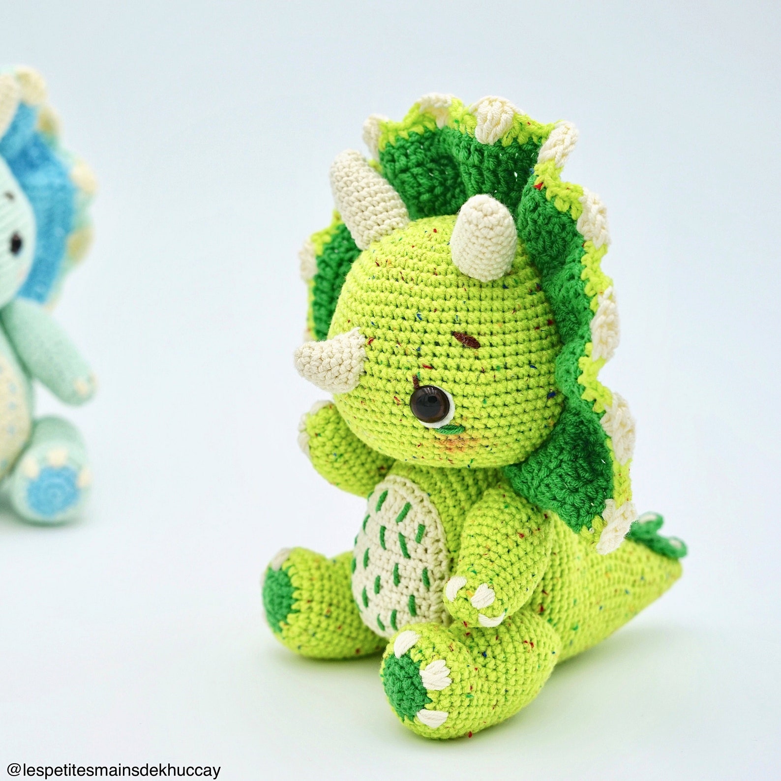 CROCHET PATTERN AMIGURUMI: Kyo the Baby Triceratops - Etsy