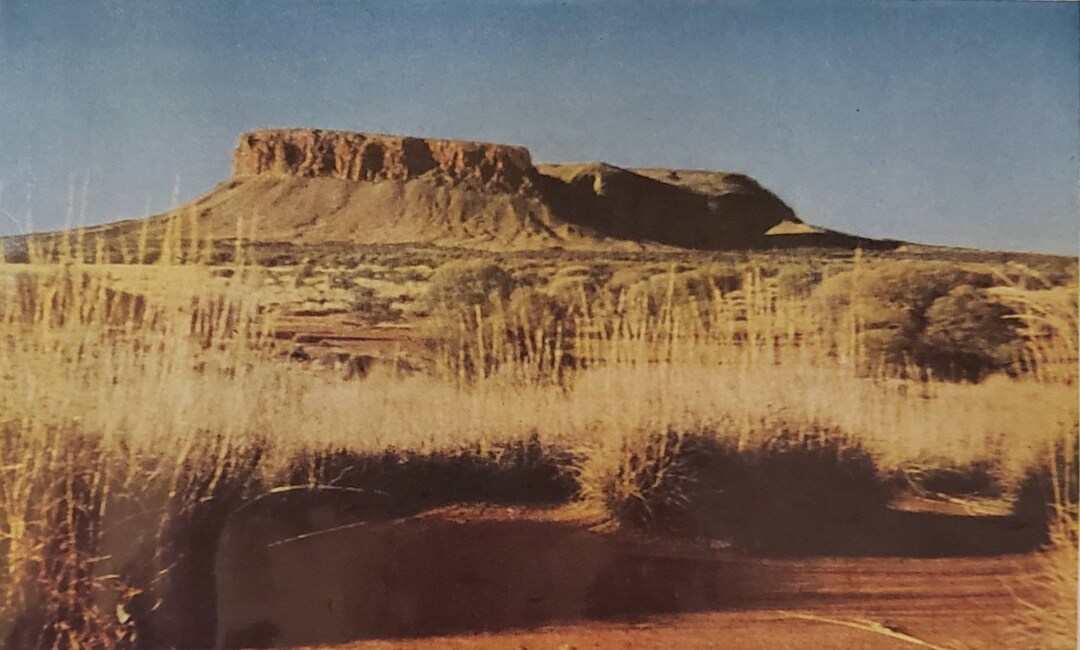 1946 MOUNT CONNER Rocks Desert AUSTRALIA Color Vintage Photo Photograph ...