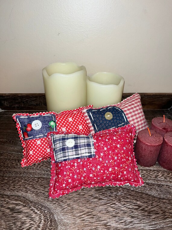 3 Vintage Made Scrappy Patchwork Mini Flag Pillows for Tiered - Etsy