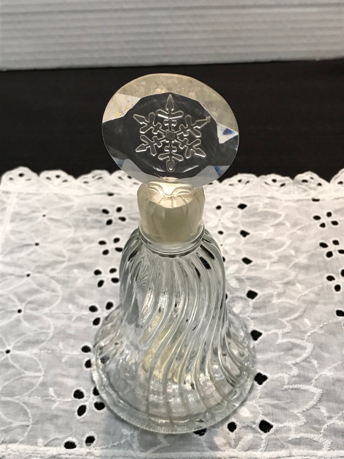 Vintage 1980 Avon Crystal Snowflake Christmas Bell Cologne - Etsy