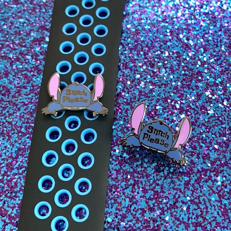 Lilo and Stitch Enamel Pin - Etsy