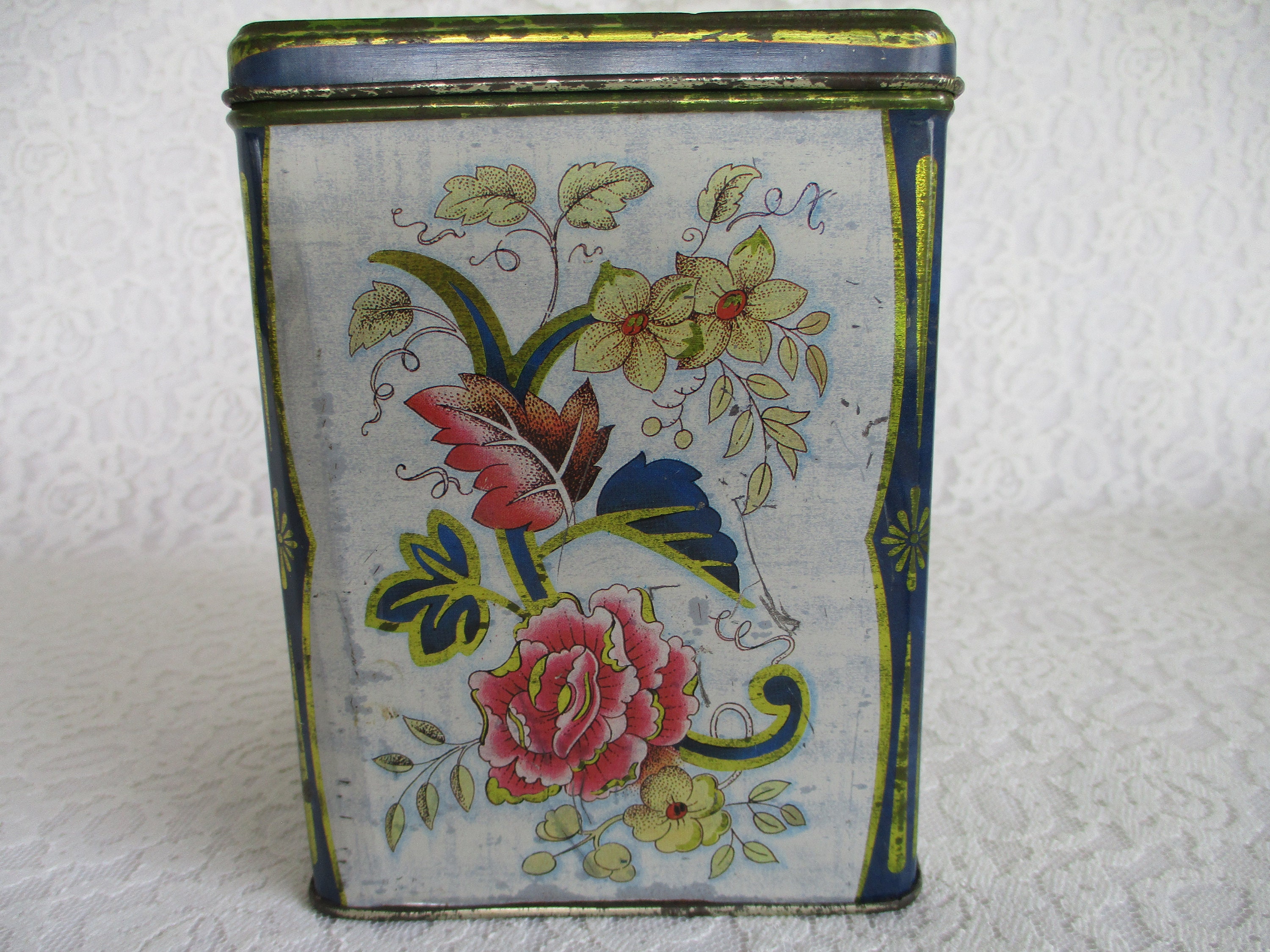 Vintage Hinged Floral Design 1987 by the Tin Box Company - Etsy