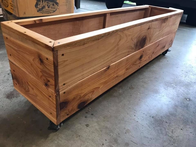 Wanderer's Cedar Garden Box on Casters wheels - Etsy