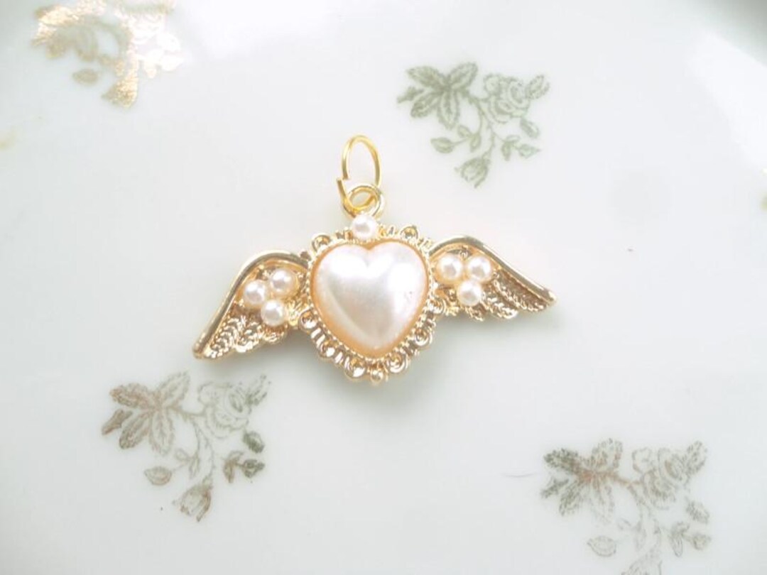Winged Heart Connector, White Heart, Winged Heart, Ex Voto, Heart ...