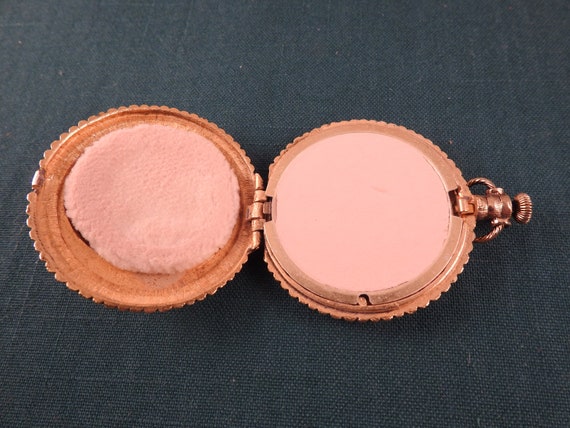Vintage Max Factor Compact, Heirloom Pocket Watch Sty… - Gem