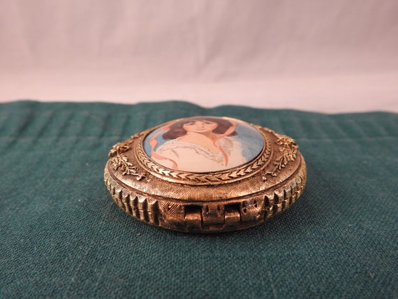 Vintage Max Factor Compact, Heirloom Pocket Watch Sty… - Gem