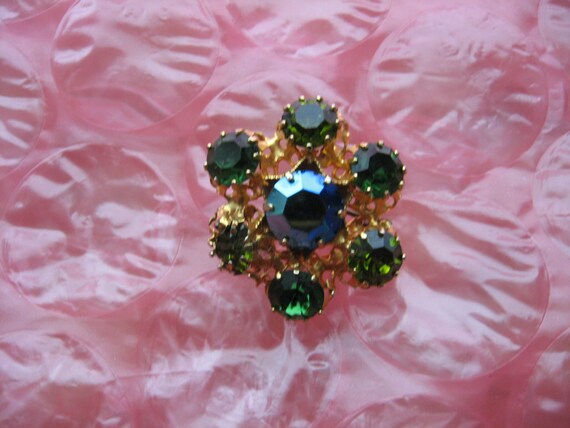 Austrian Brooch, Emerald Green, Scatter Rhinestone B… - Gem