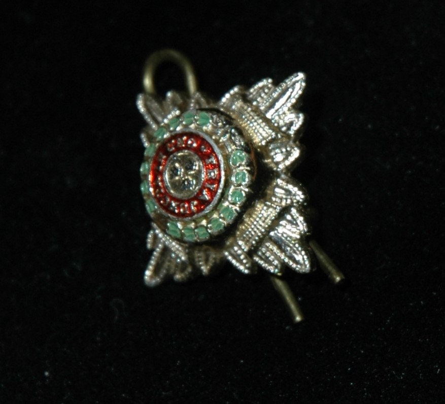 Vintage Military Pip, Tria Juncta in Uno, Ww2 Pip Badge, Order of the ...