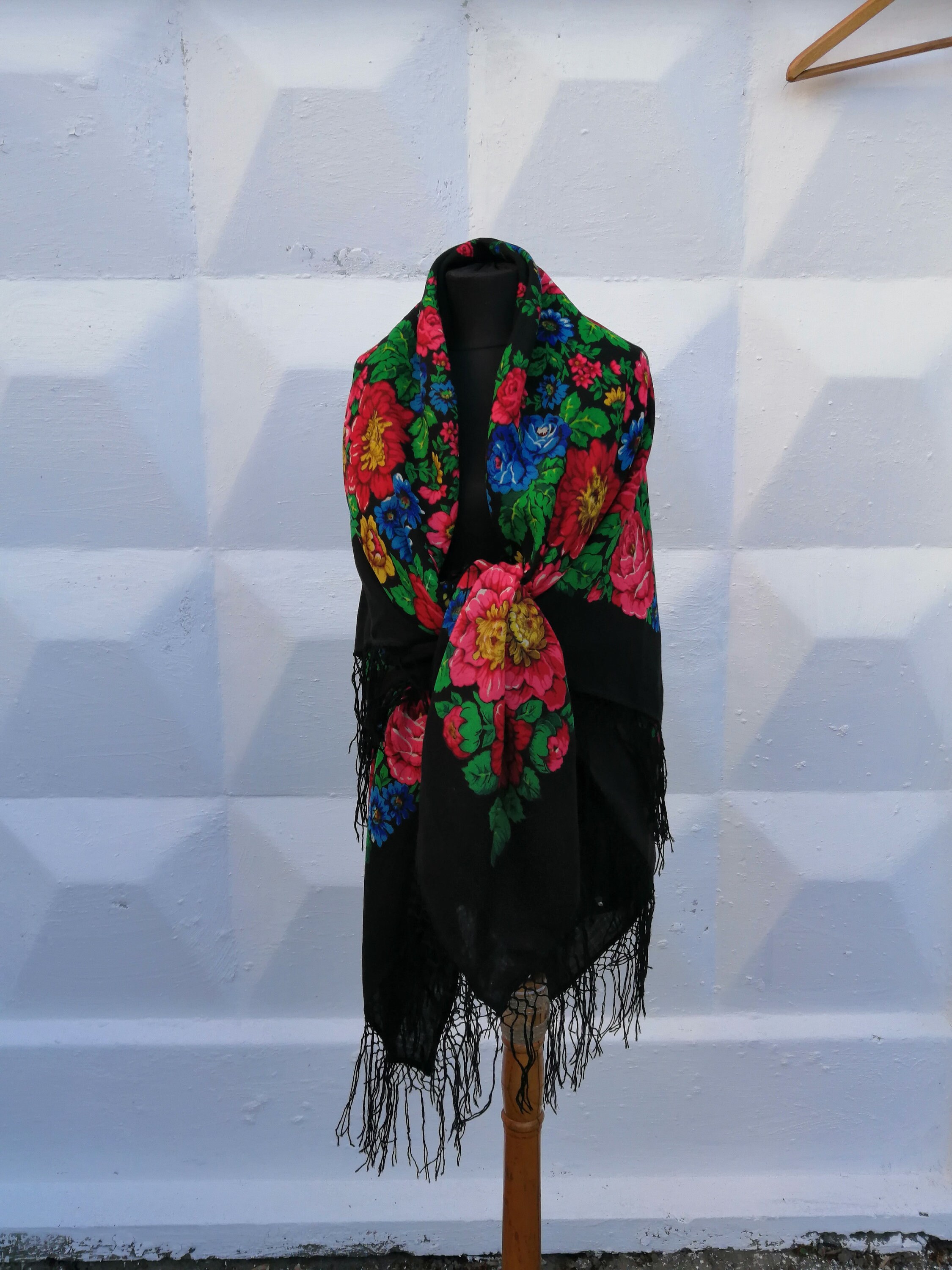 Vintage scarf Ukrainian floral scarf Gift from Ukraine | Etsy