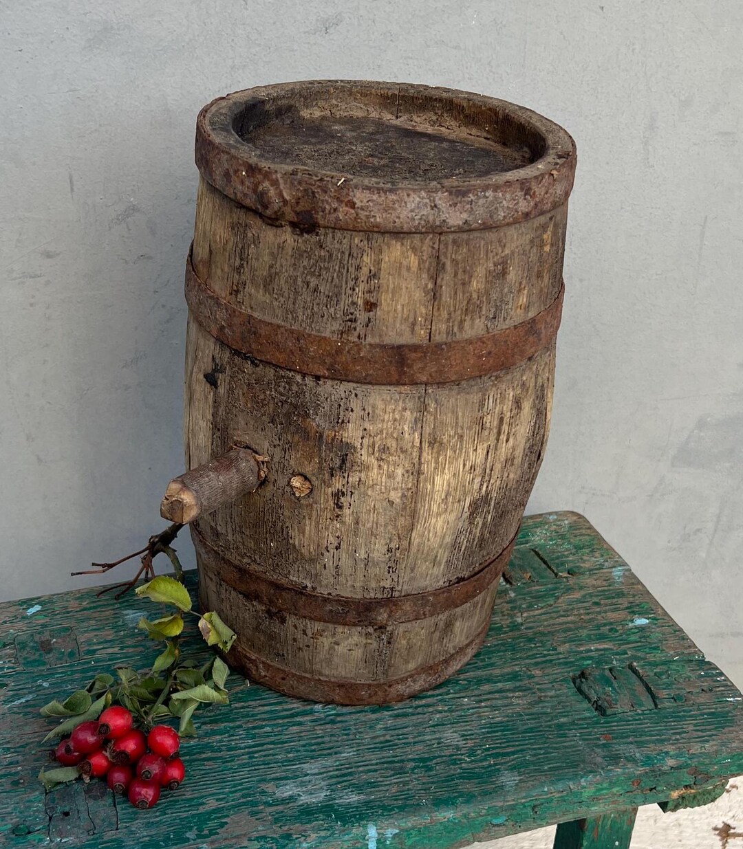 Primitive Wood Farm Barrel, Wine Barrel, Vintage Barrel, Unique Barrel ...