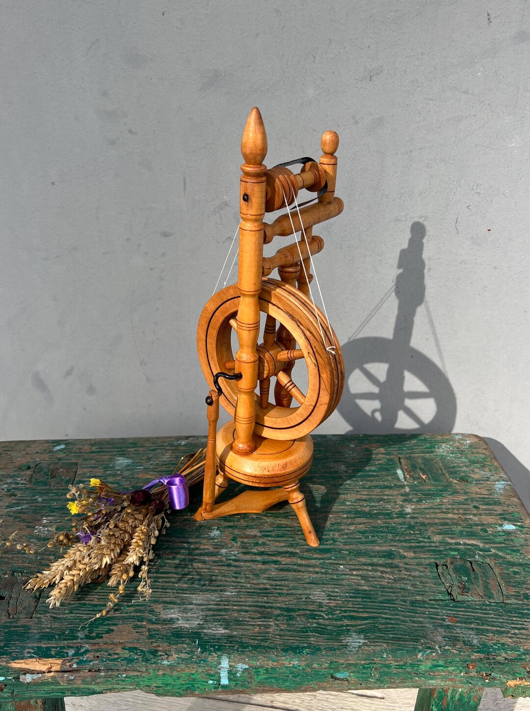 Spinning Wheel Souvenir, Ready-made Spinning Wheel. Handmade Spinning ...