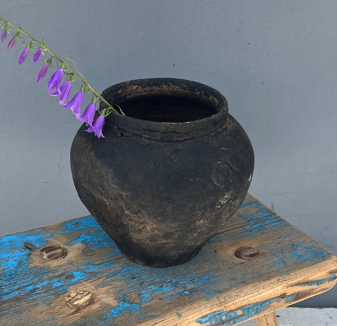 Very Old Clay Vessel, Clay Pots, Ceramic Vase, Clay Pot, Ceramic Pot ...