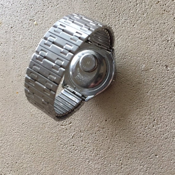 Vintage Timex LCD mens H Cell big 41mm diameter thick… - Gem