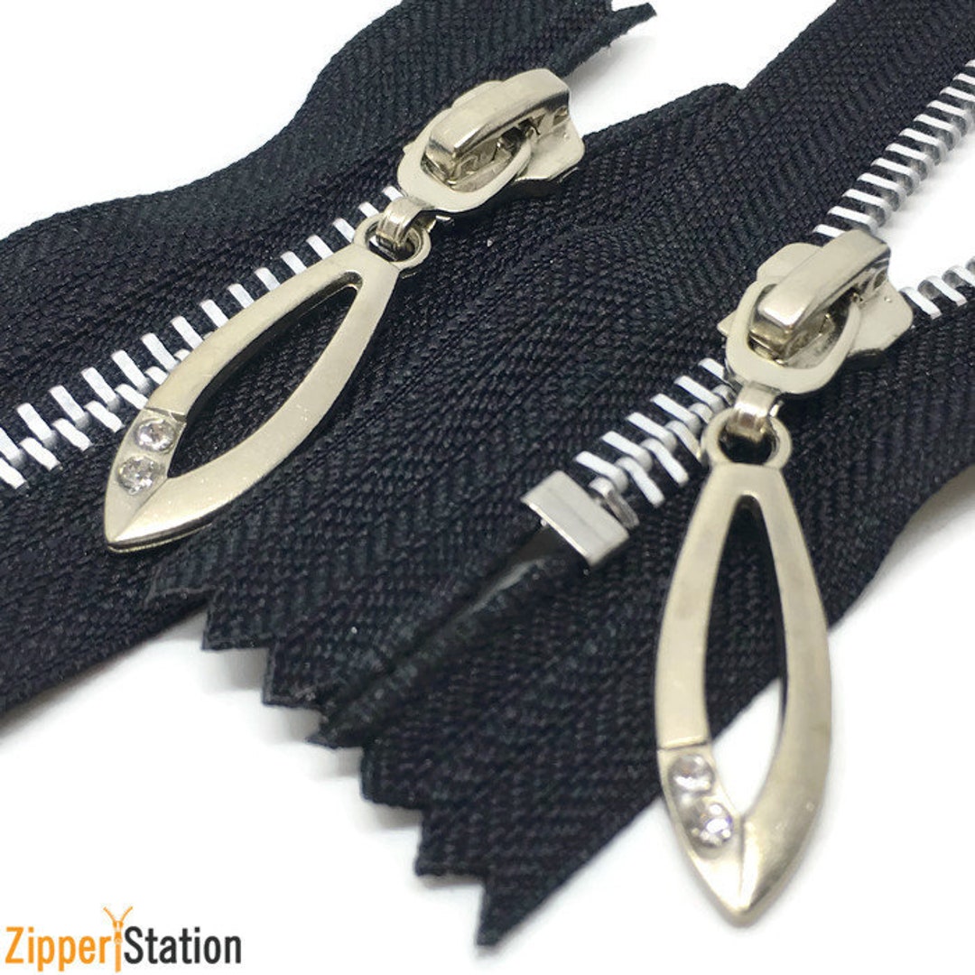 No5 CLOSED END Metal Polished Silver Teeth Zips. Black Zip With Stylish ...