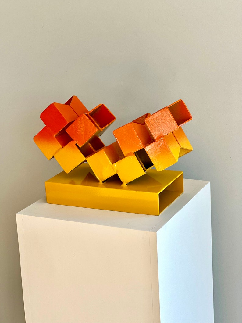 Cubi Table Sculpture - Etsy