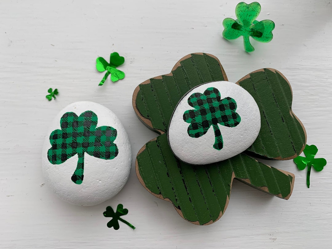 Plaid Shamrock, Clover Painted Kindness Rocks - Etsy