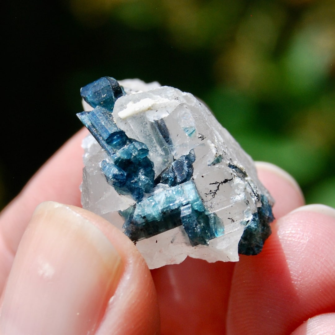 48ct Blue Tourmaline Crystal Cluster, Indicolite Tourmaline Crystal on ...