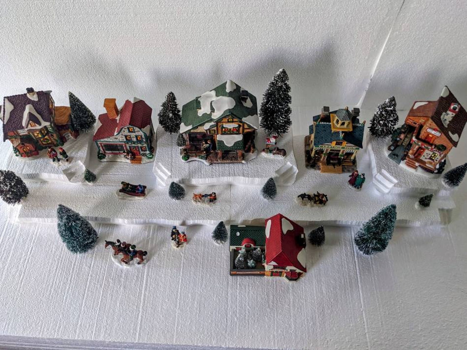 Huge 4ft Styrofoam Display Platform for Christmas Villages (lemax, Dept ...