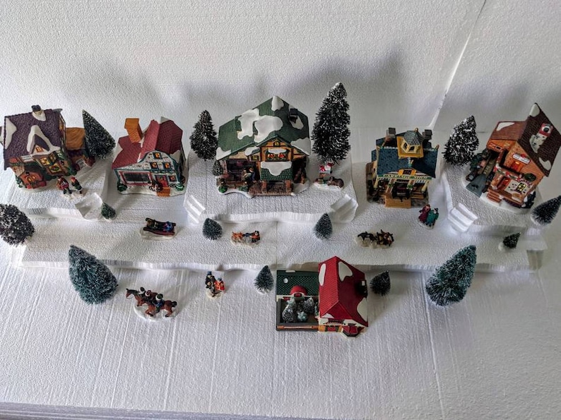 Huge 4ft Styrofoam Display Platform for Christmas Villages (lemax, Dept ...