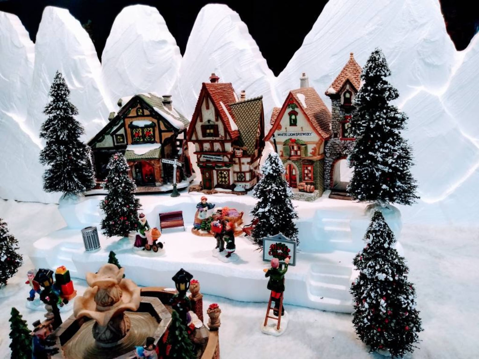 Styrofoam Display Platform for Christmas Villages lemax, Dept 56 ...