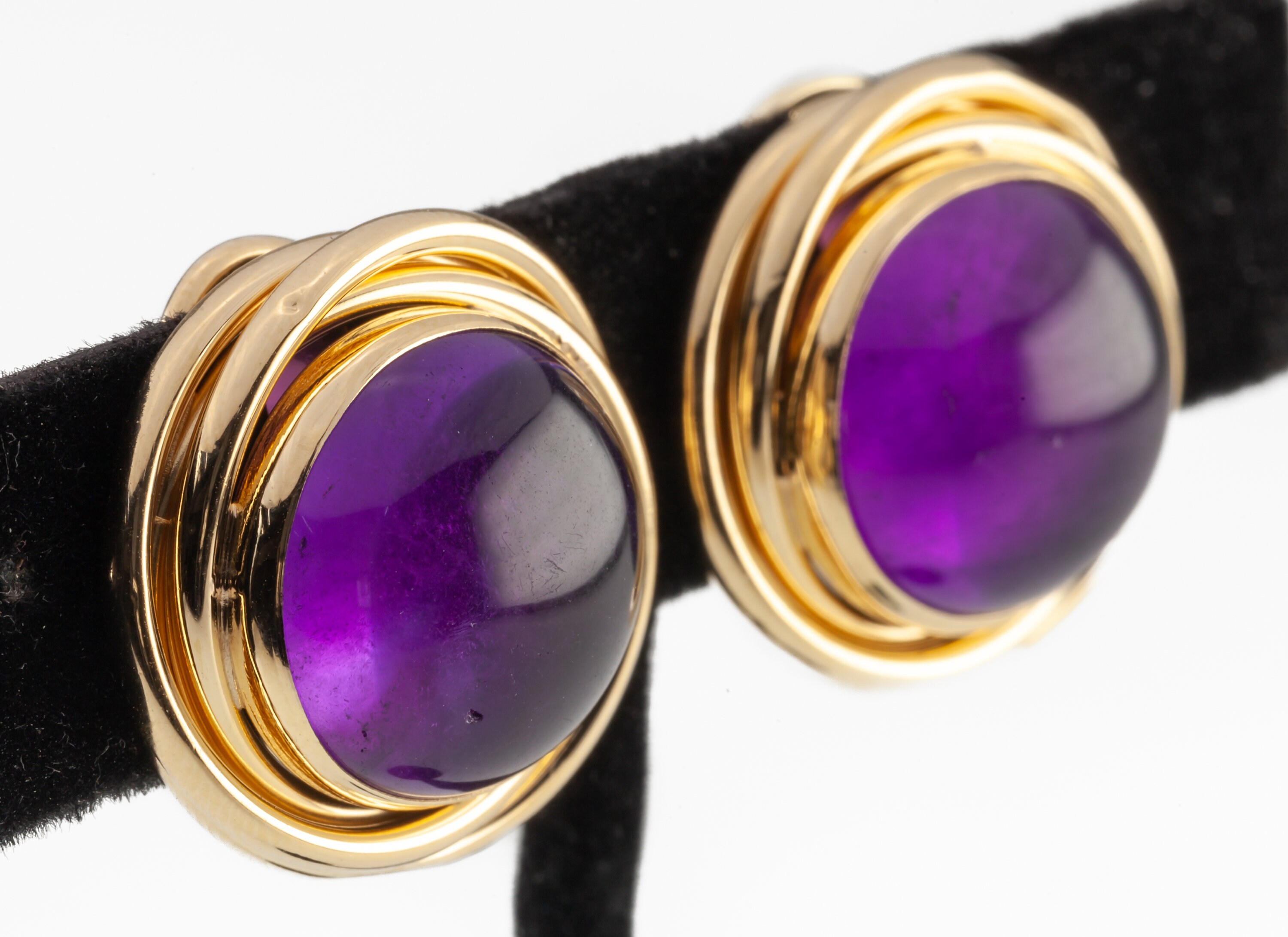 Peter Brams Designs 14k Gold 2 Carats Amethyst Cabochon Clip-on ...