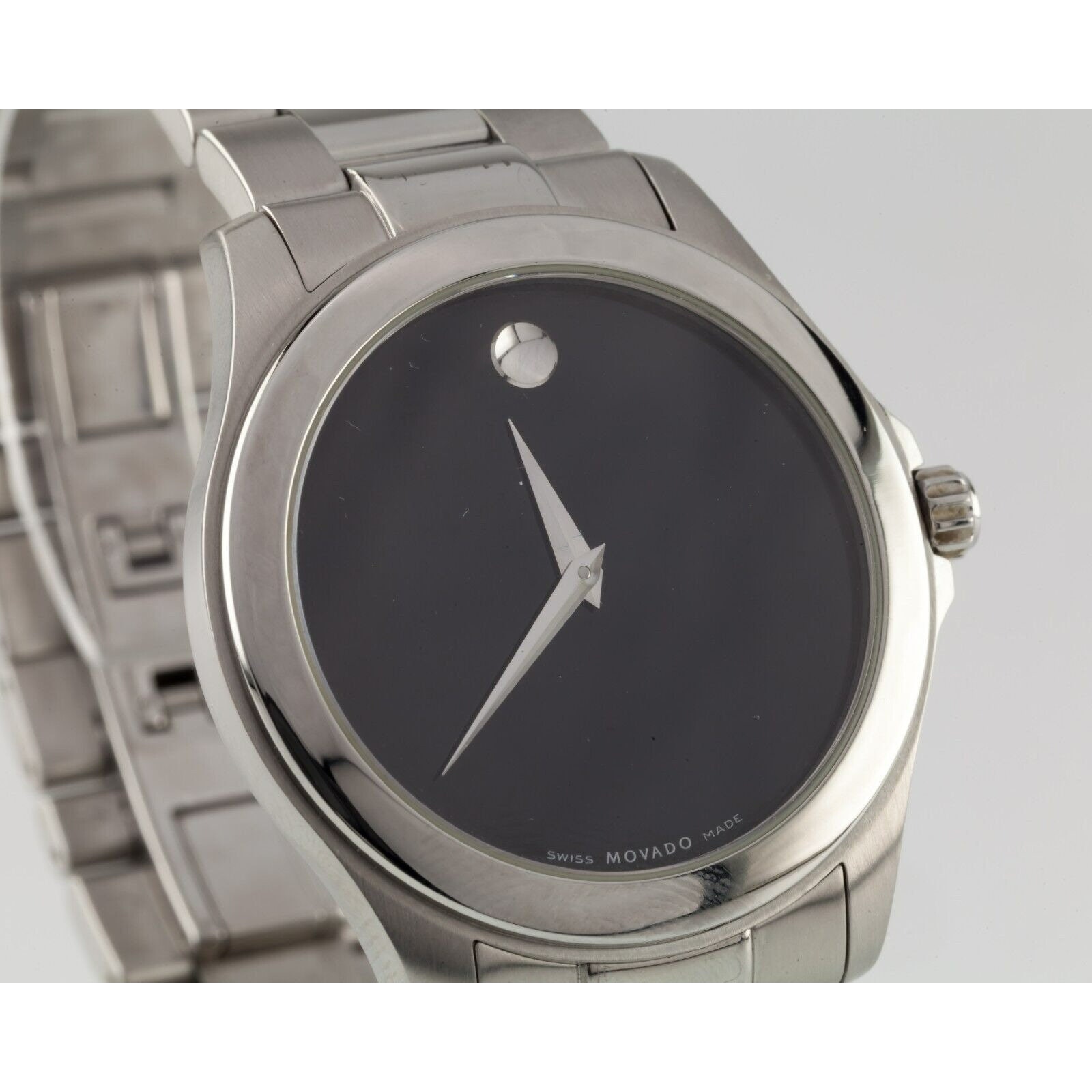 Movado Men's Stainless Steel Quartz Watch W/ Original Box and Papers 84 ...