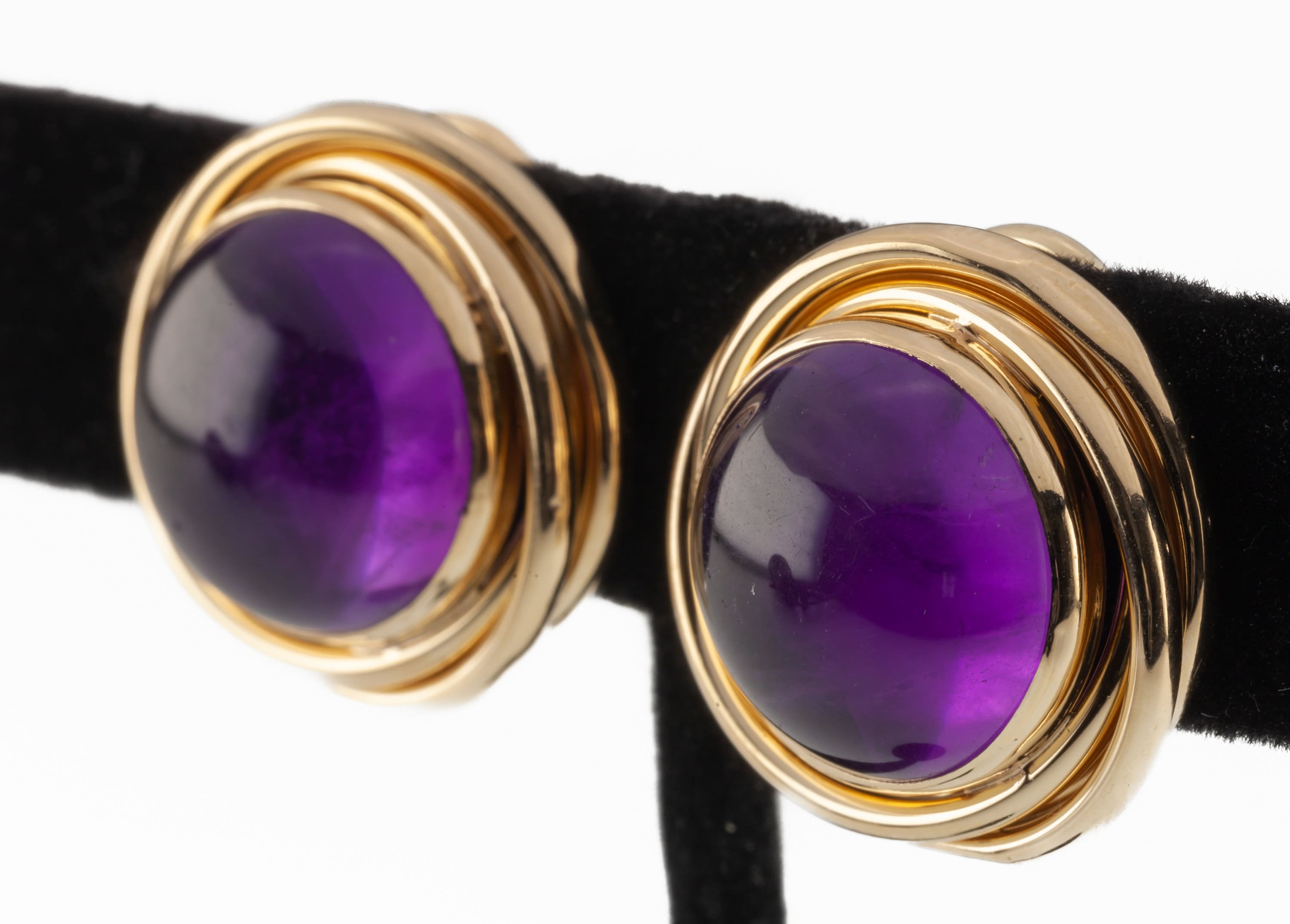 Peter Brams Designs 14k Gold 2 Carats Amethyst Cabochon Clip-on ...