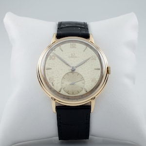 Vintage 1940s Omega 18k Gold Men's Watch W/ Black Leather Band, Cal ...