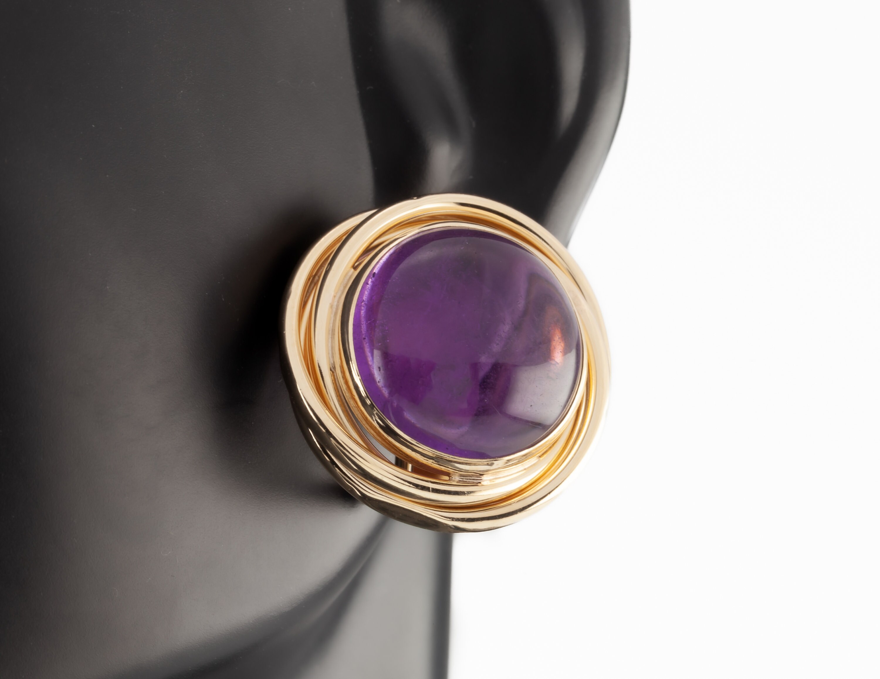 Peter Brams Designs 14k Gold 2 Carats Amethyst Cabochon Clip-on ...