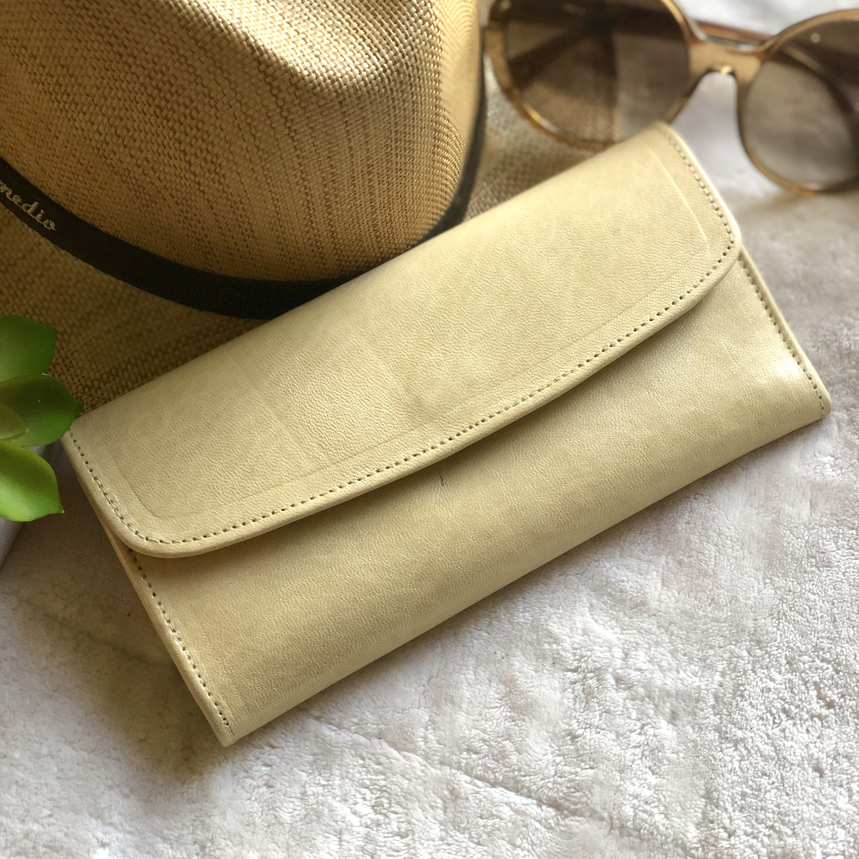 Long woman wallet - Vintage style leather wallet - Authentic leather ...