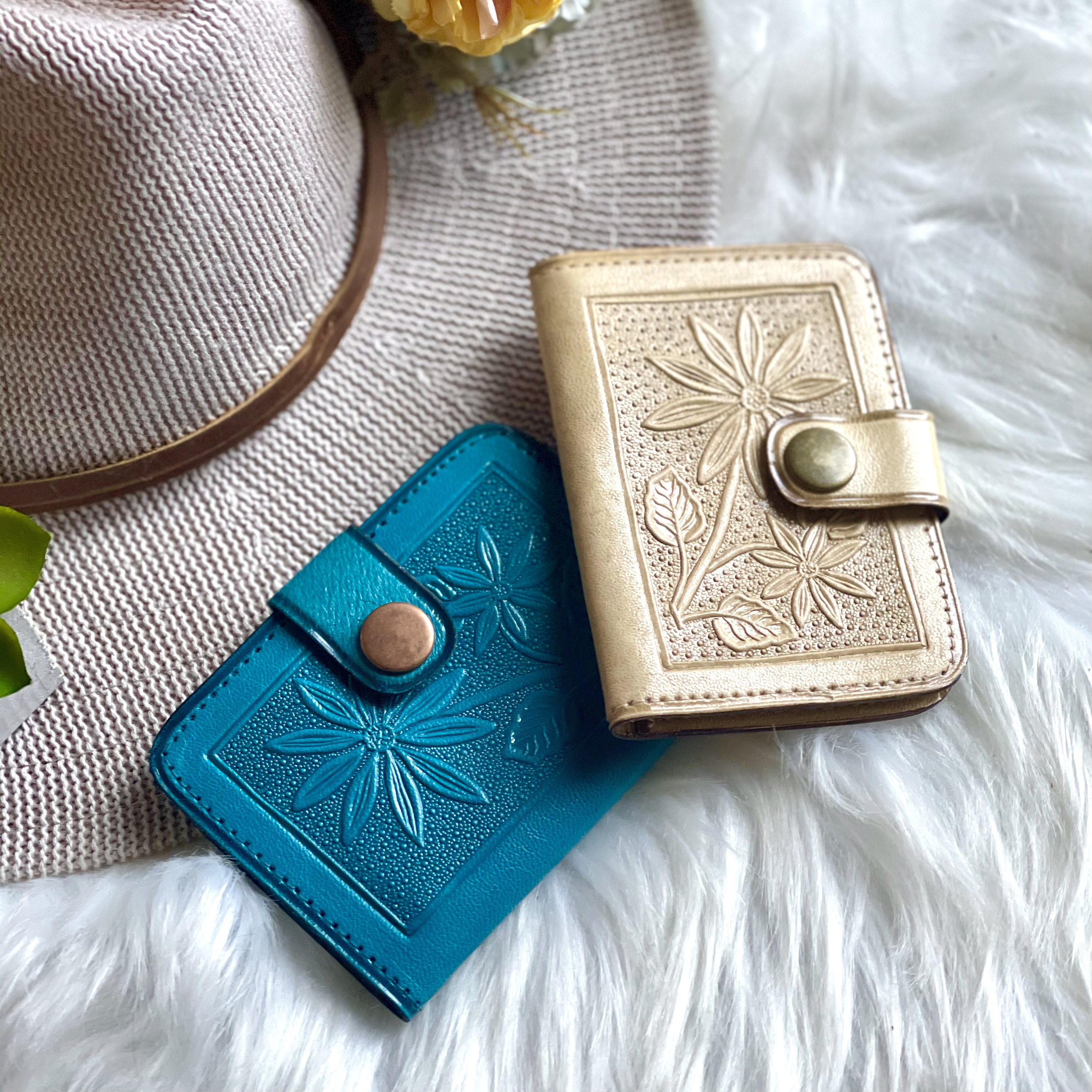 Handmade leather credit card holder • credit card wallet • personalized ...