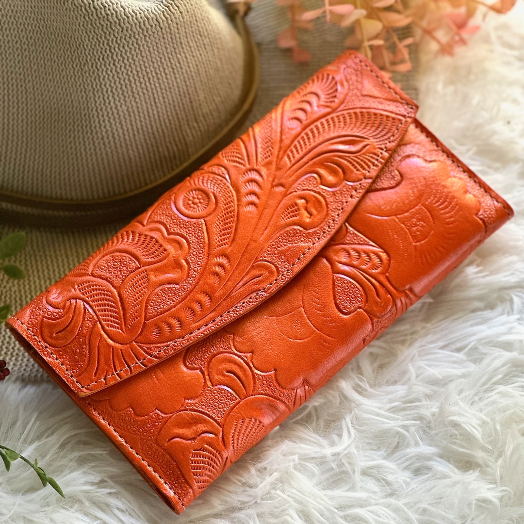 Handmade Leather Wallet for Women: Personalized Engraved Floral Wallet ...