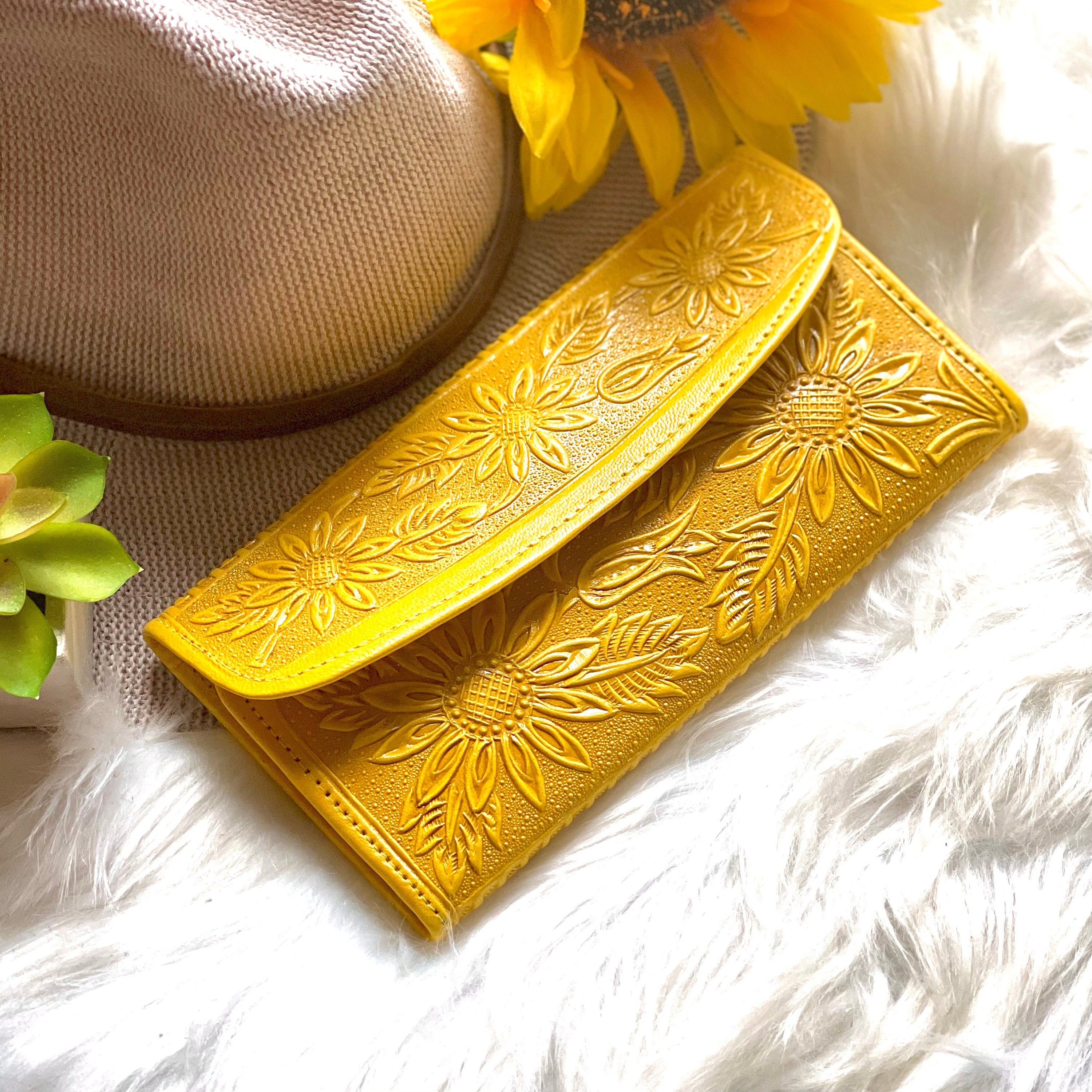 Cute leather wallets for women • christmas gifts for her • wallet women ...