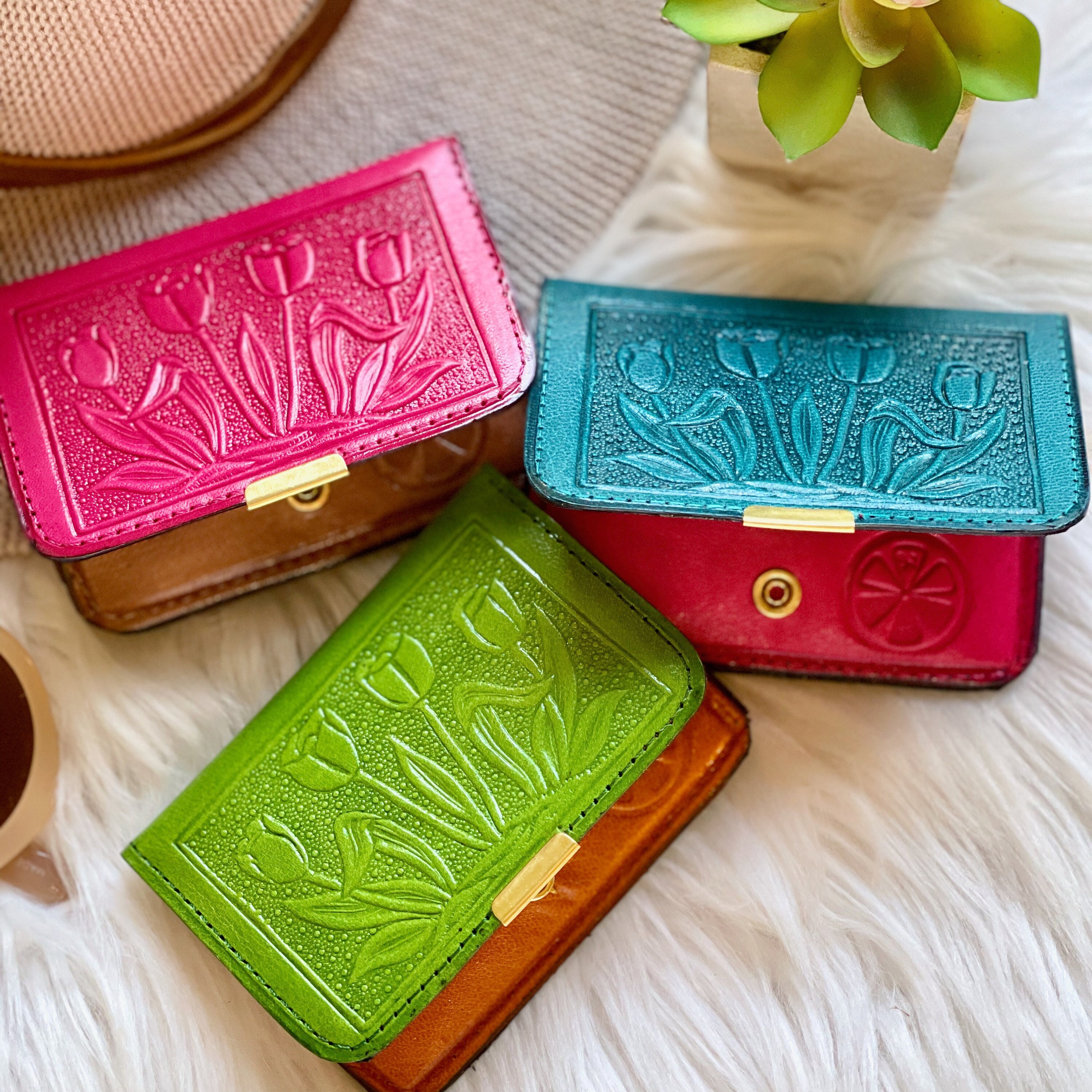 Small sustainable leather minimalist credit cards holders for women ...