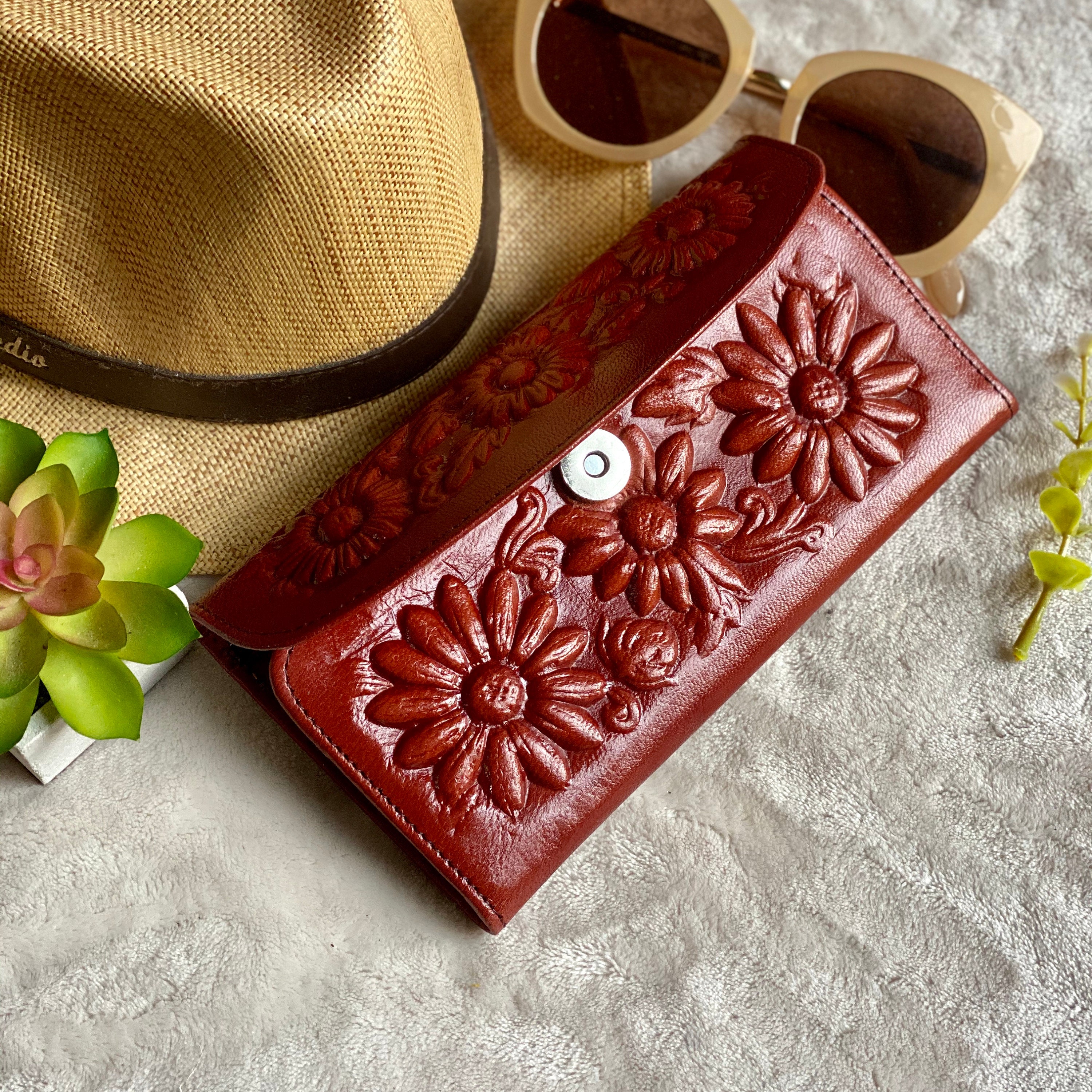 Handmade woman wallet - gift for her - leather wallet women - woman ...