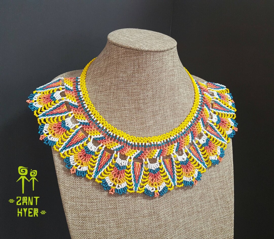 Cascada Flower Necklace - Etsy