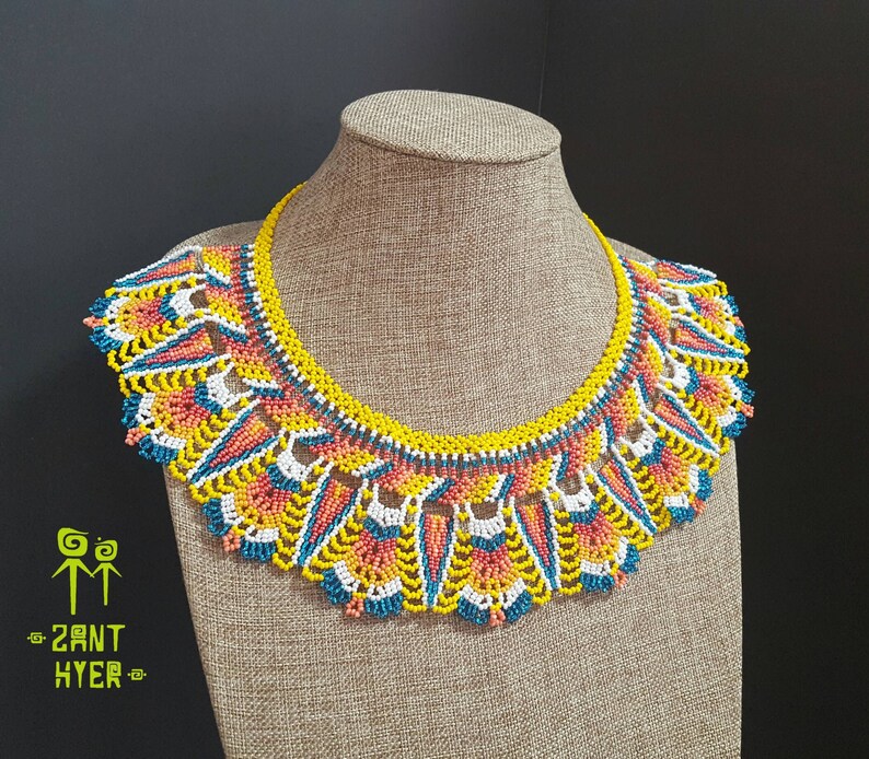 Cascada Flower Necklace - Etsy