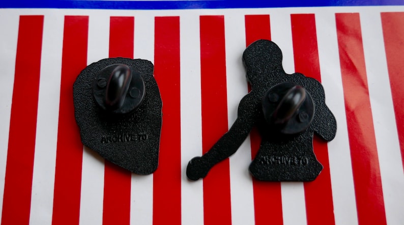 Notorious Conor Mcgregor, MMA Fighting Stance, 30mm (1.25") enamel Pin ...