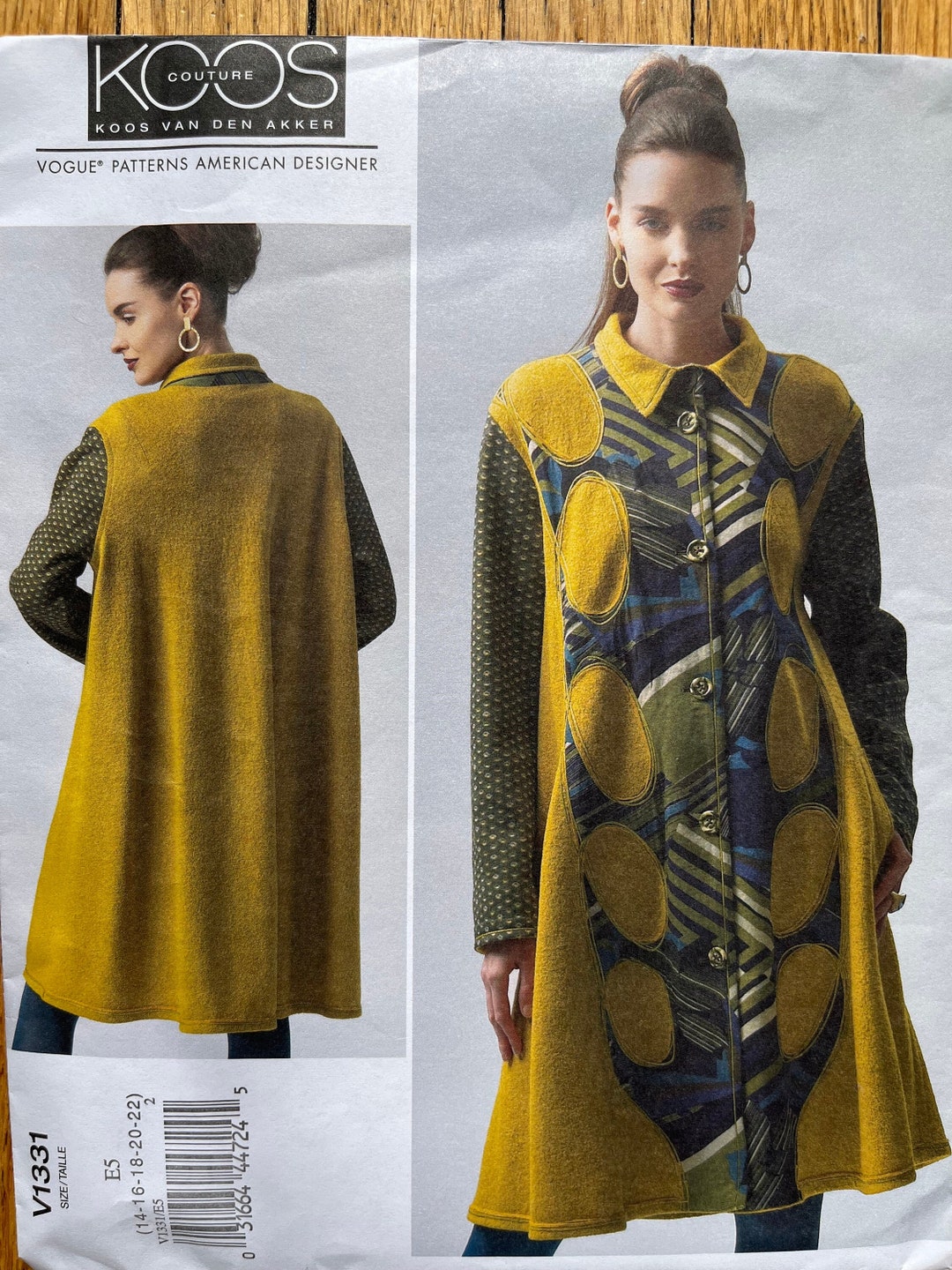 Vogue 1331, Uncut Koos Couture, Koos Van Den Akker, Art Coat, A-line ...