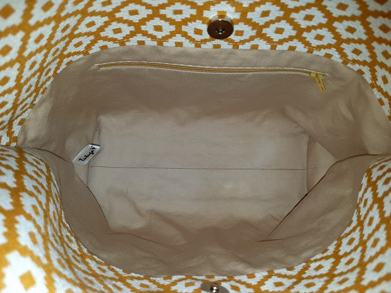 Liminka Crossbody Bag / Handbag With Oilcloth Inserts - Tapestry Fabric ...