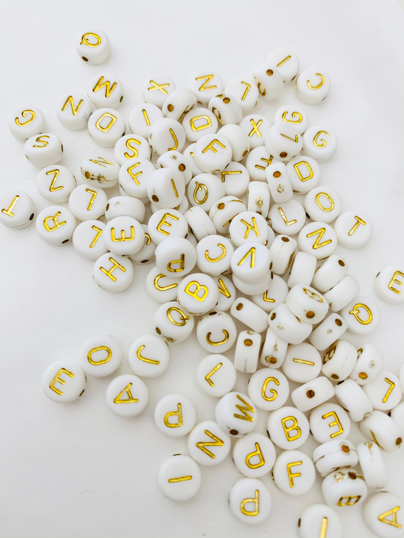 26 Complete Alphabet Beads Gold Letters 7 X 4 Mm, Elastic Bracelet ...