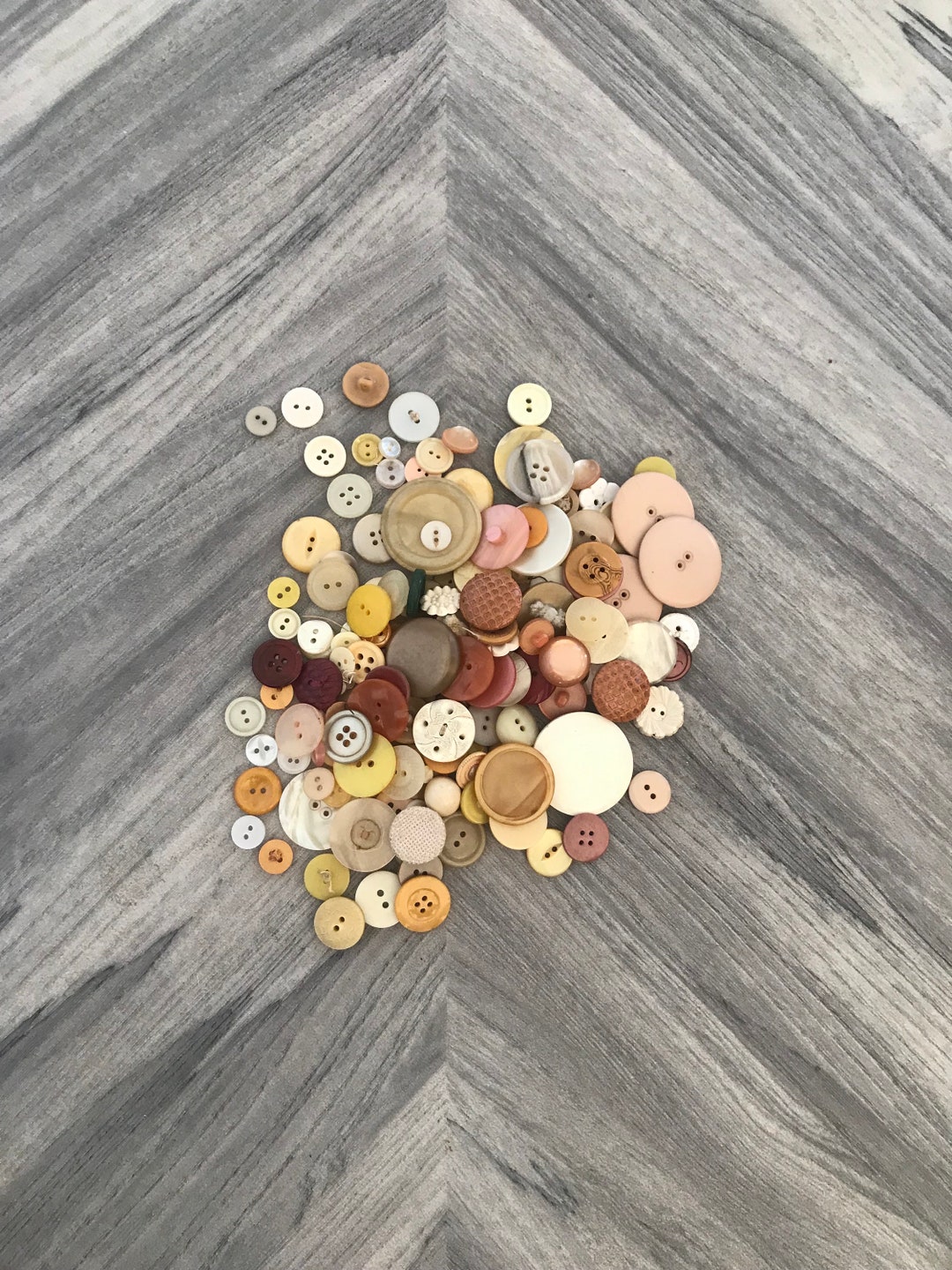 Vintage Miscellaneous Beige, Orange, White Brown Toned Bakelite and ...