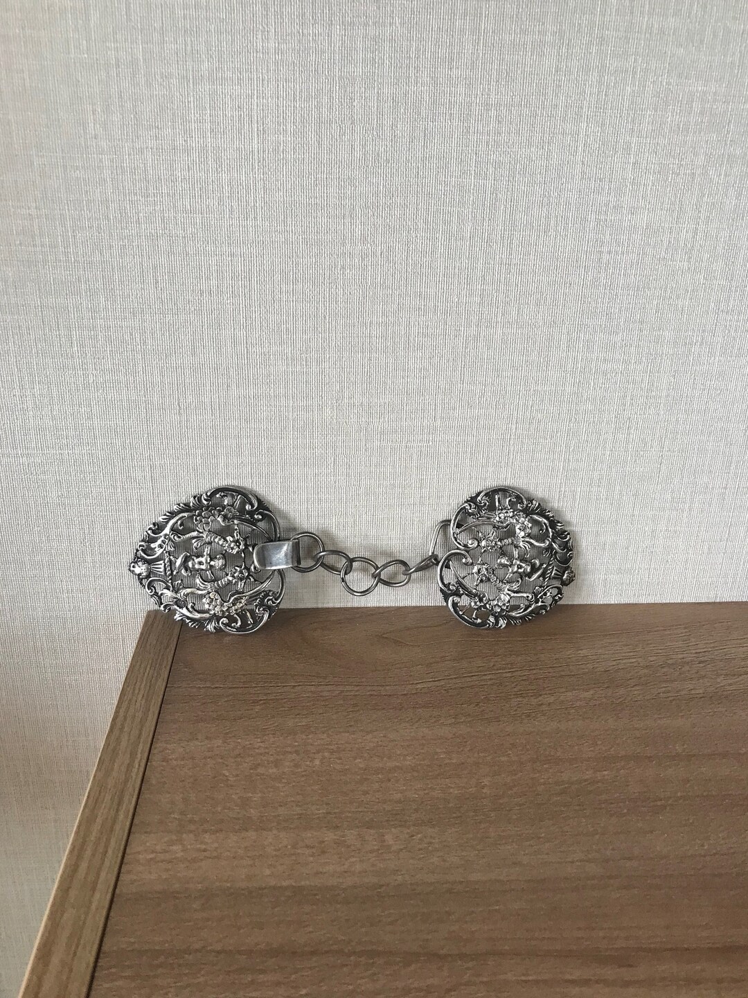 Heavy Cast and Pierced Victorian London Silver Cherub Chain Link Cloak ...