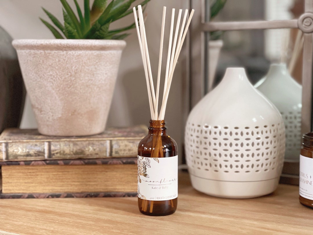 REED DIFFUSER , Moonflower ,4oz Oil Diffuser , Home Fragrance ,natural Reeds , New Home Gift ...