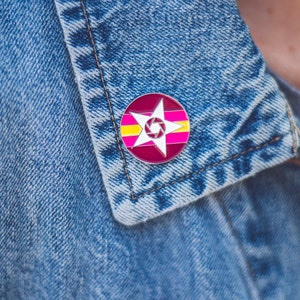 Enamel Pin // Round AGIG Symbol - Etsy