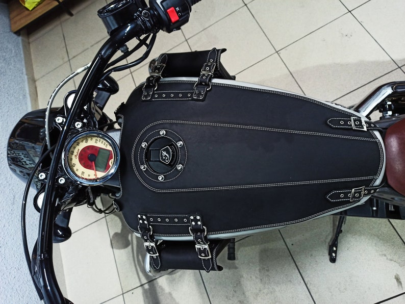 Handmade Leather Fuel Tank Cover With Bags - Indian Scout Motorcycle ...