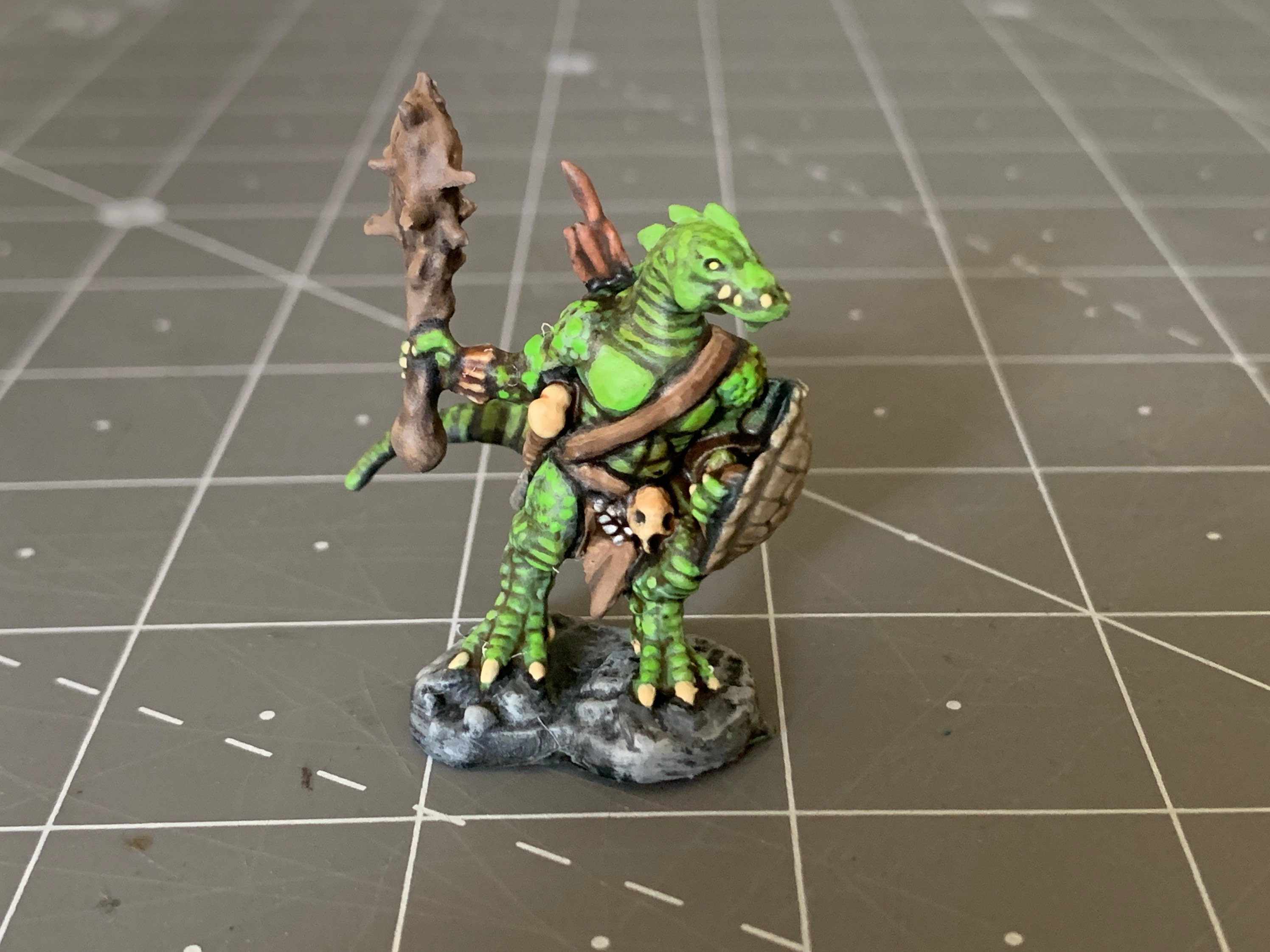 Lizardfolk Fighter / Warrior / Barbarian hand Painted for Mini Dungeons ...