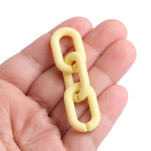 1ft Matte Yellow Chain Links, 27 X 16mm, Ultra Smooth, Acrylic, Pastel ...
